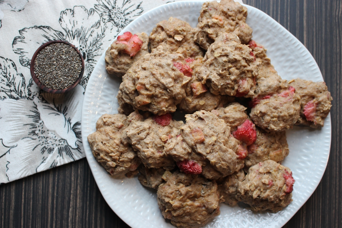 Biscuits fraise, rhubarbe et chia | Recette de Nutritionniste ...